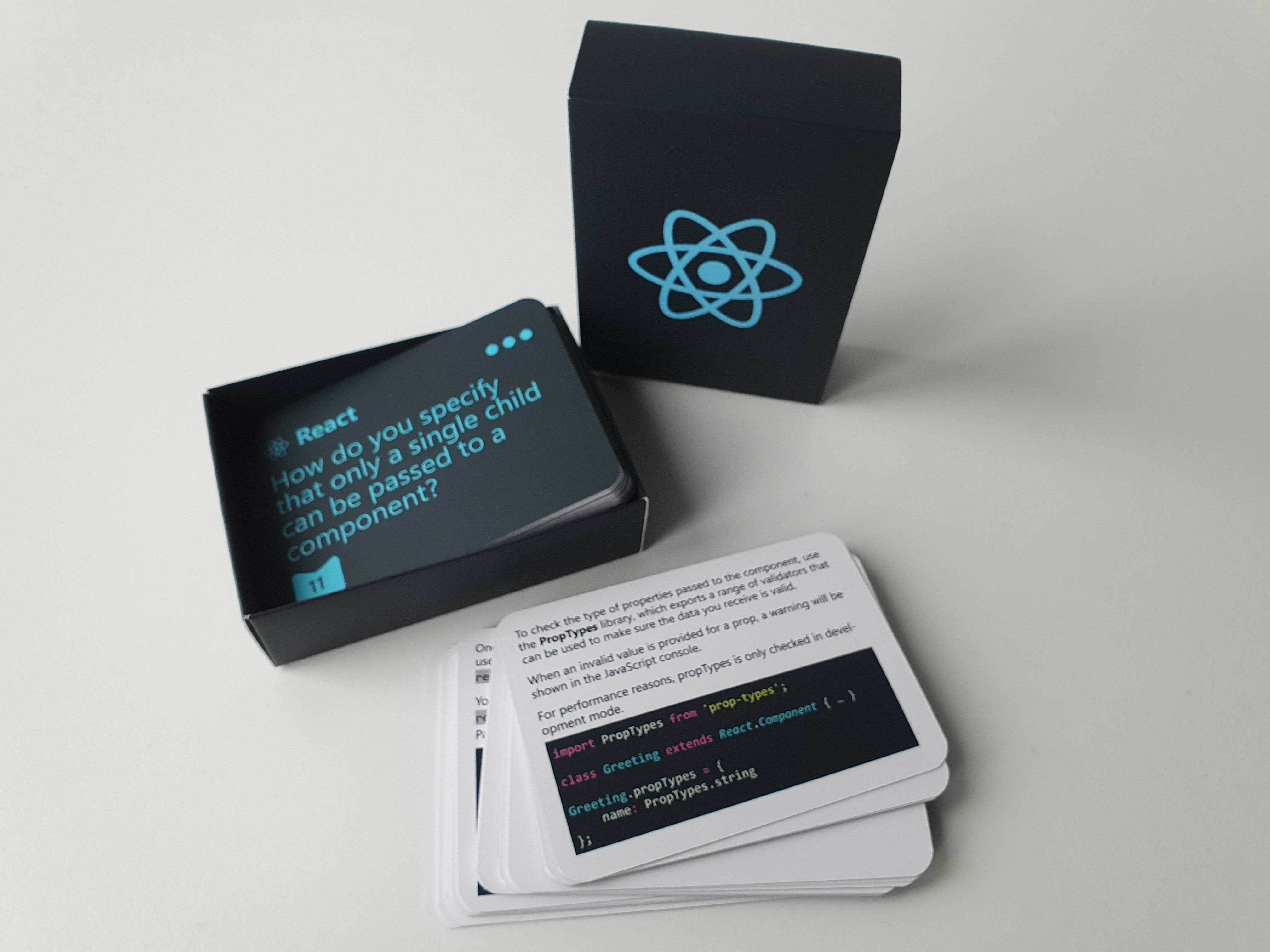 Flip Cards for Programmers - JavaScript, React, Angular and more!
